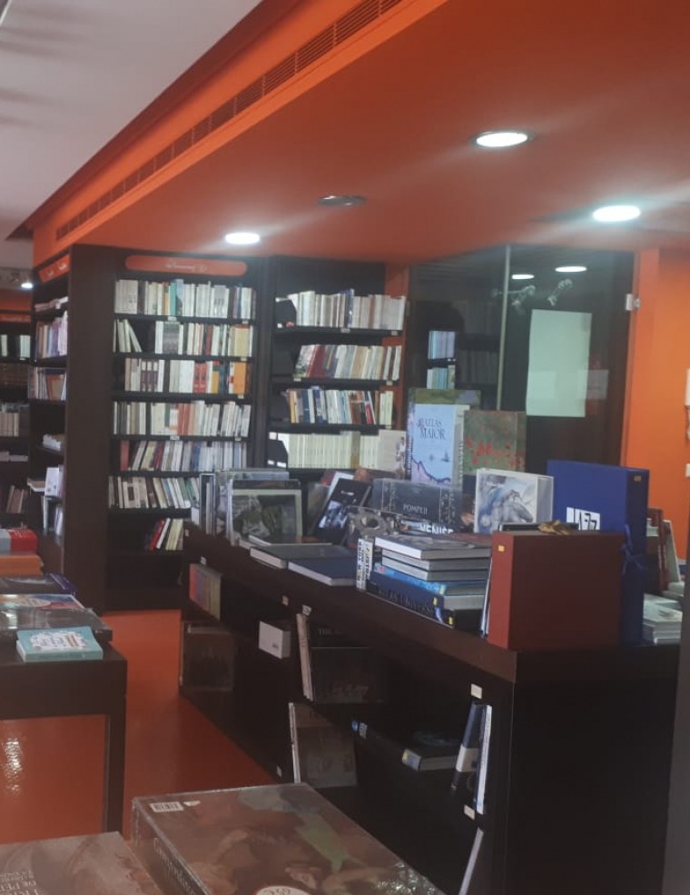 Hommage au Liban : découvrez la Librairie Orientale, à Beyrouth | Centre national du livre